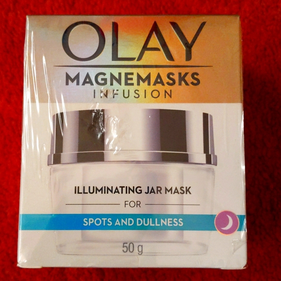 OLAY | Skincare | Olay Magnemasks Infusion Illuminating Jar Mask 5g ...